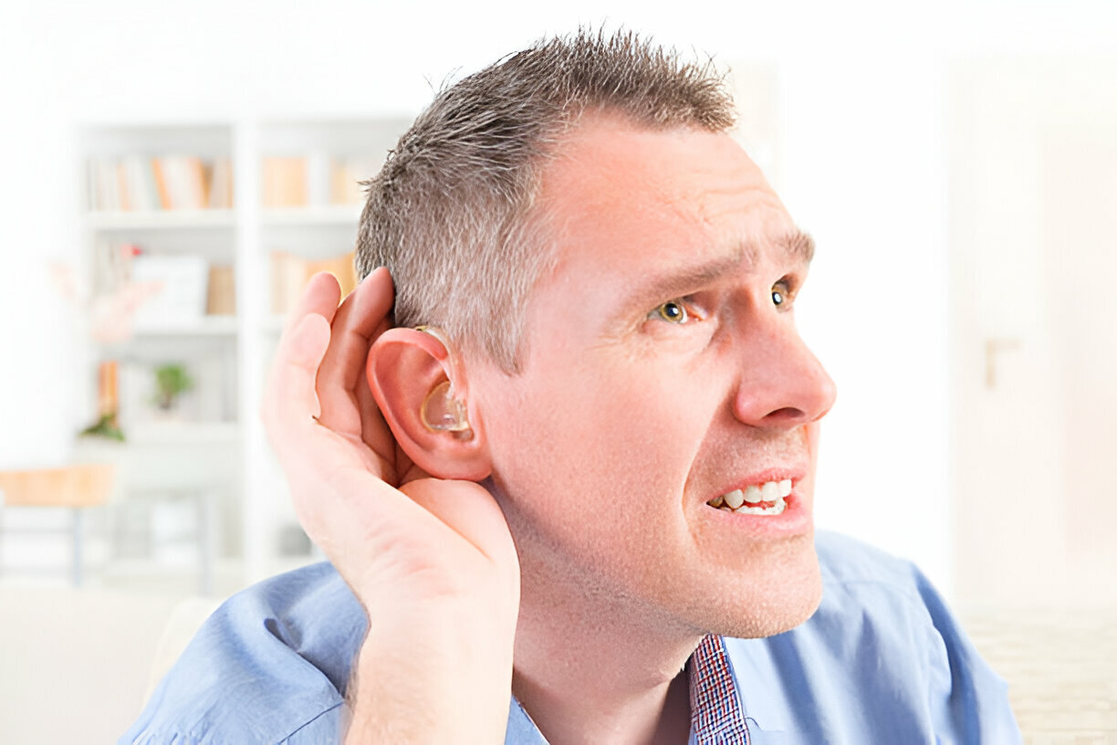 Understanding Middle-Ear Barotrauma for Safer Underwater